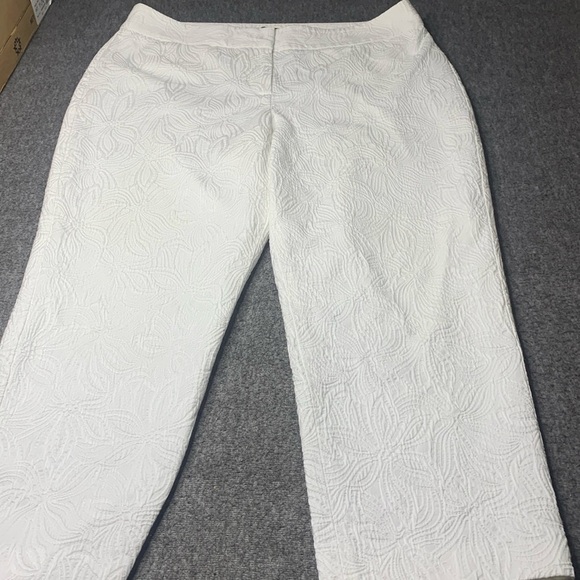 Talbots | Pants & Jumpsuits | Talbots Textured Capris Size 6 | Poshmark